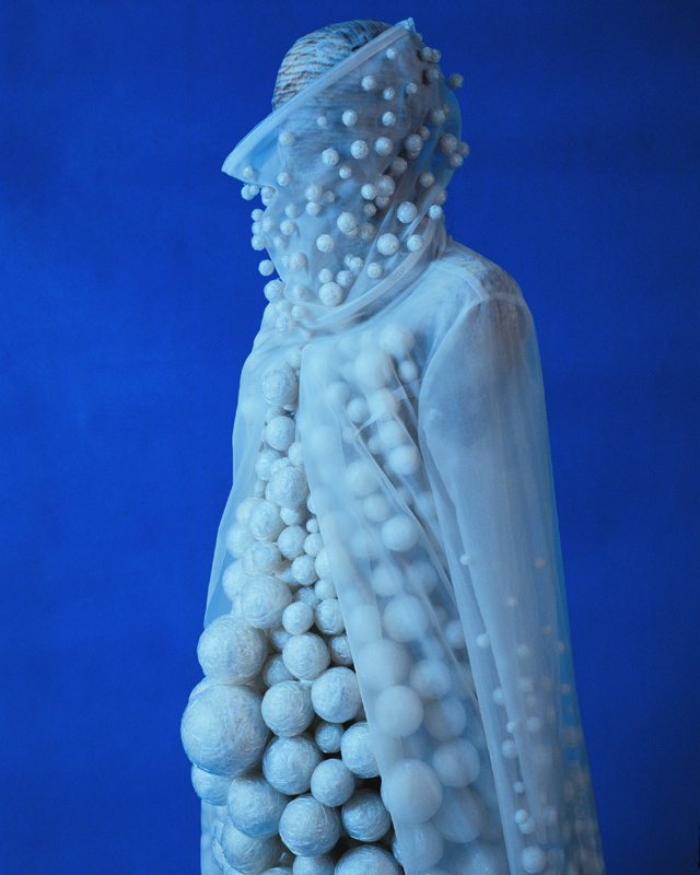 Can Lin Tianmiao Break Free of Gender?