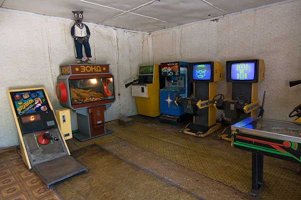 An Aging Soviet Video Game Arcade Preserves a Dwindling Culture