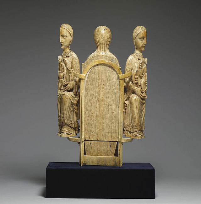 Courtauld Institute Attempts to Catalogue Every Work of Gothic Ivory Art