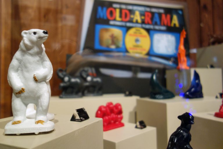 Mold-A-Rama: An Affordable Art Machine That's Survived Half a Century