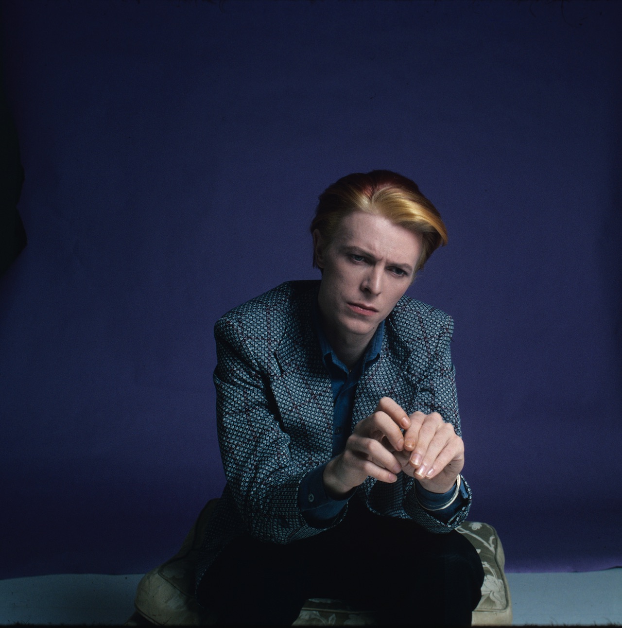 Rare 1974 Photos Capture Bowie’s Godlike Presence