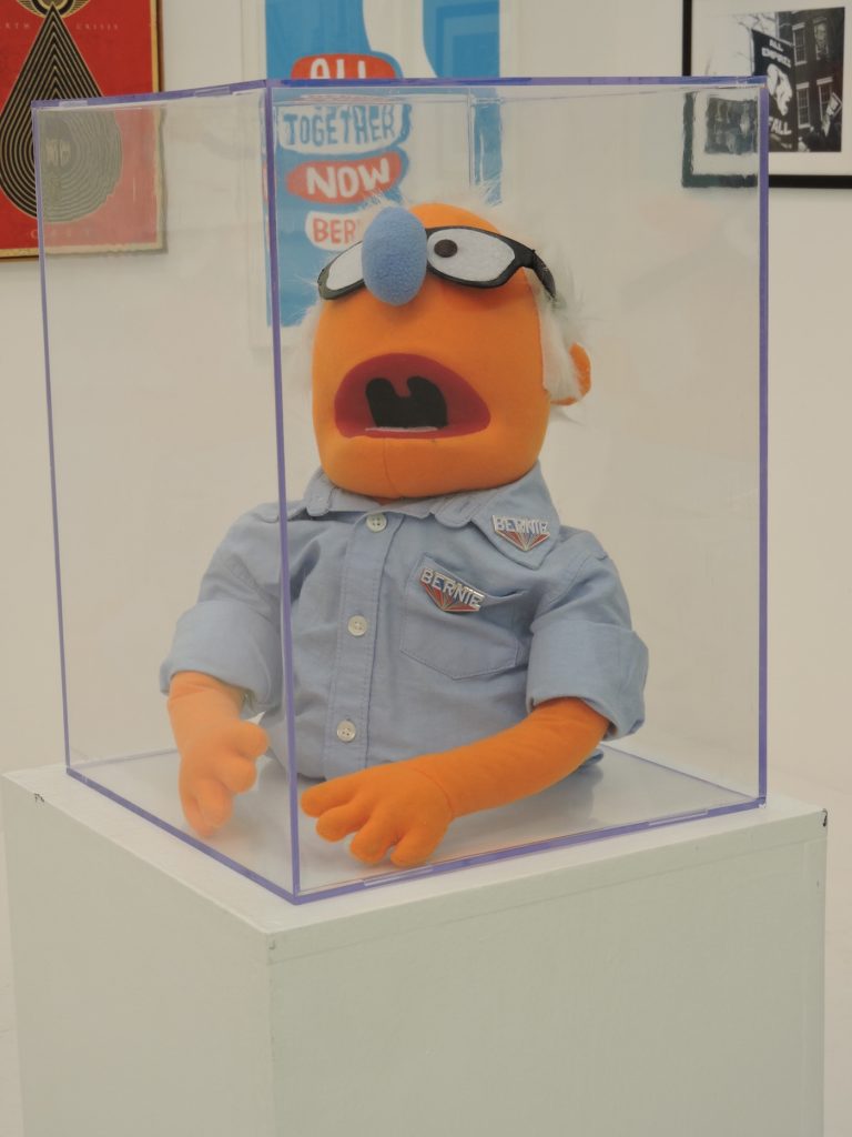 At Bernie Sanders’s Official Art Show, the Candidate Meets His Muppet ...