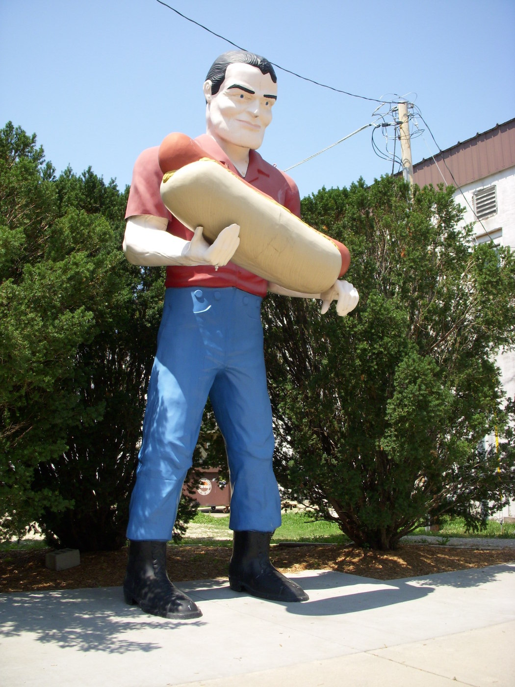 Preserving the Muffler Men, America's Fiberglass Giants