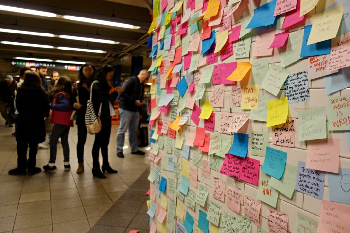 An Artist’s Sticky-Note Project Spreads Post-Election Solidarity