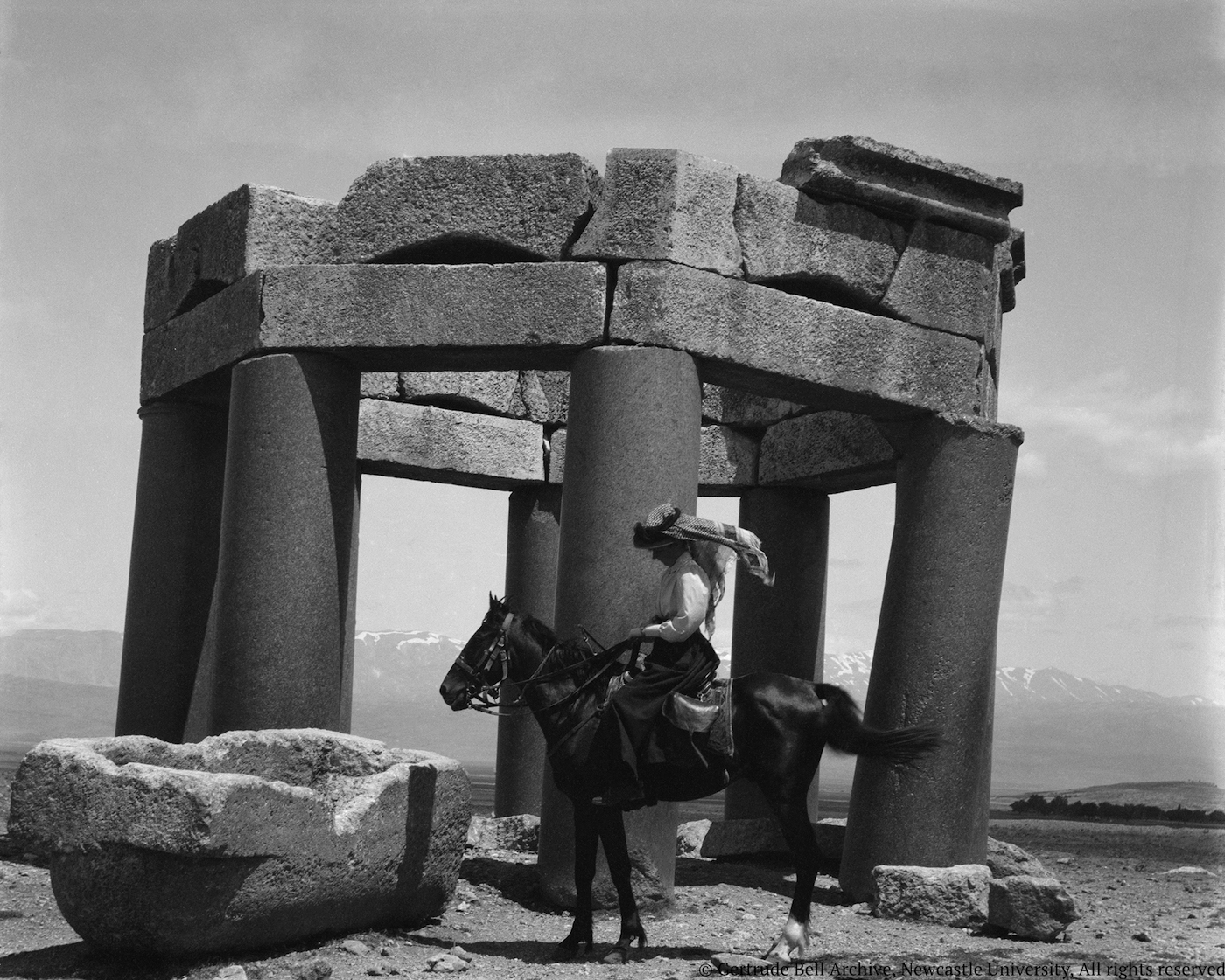 The Complicated Legacy of Gertrude Bell, the Englishwoman Who Helped ...