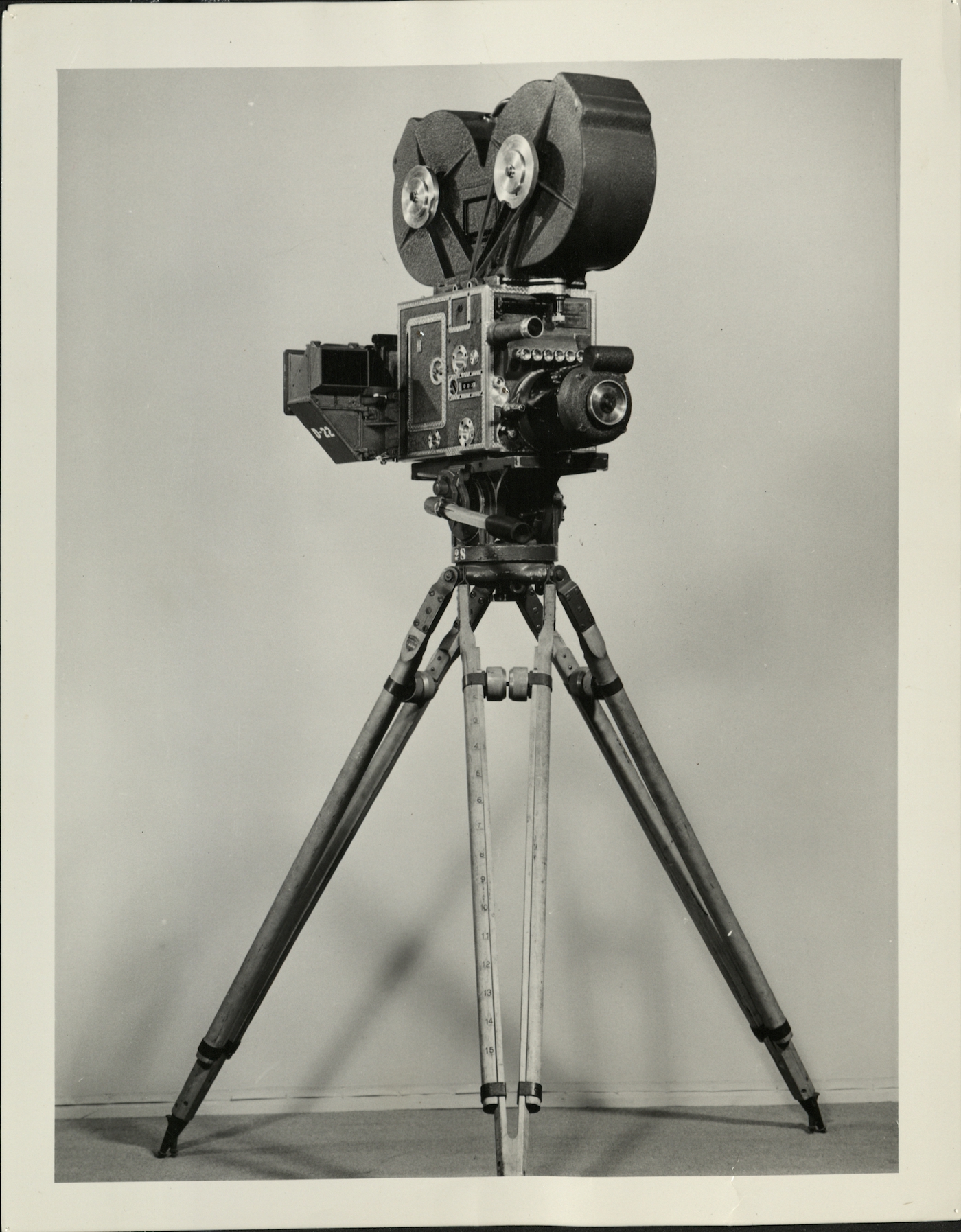 Explore the Early Years of Technicolor Film in 40,000 Documents