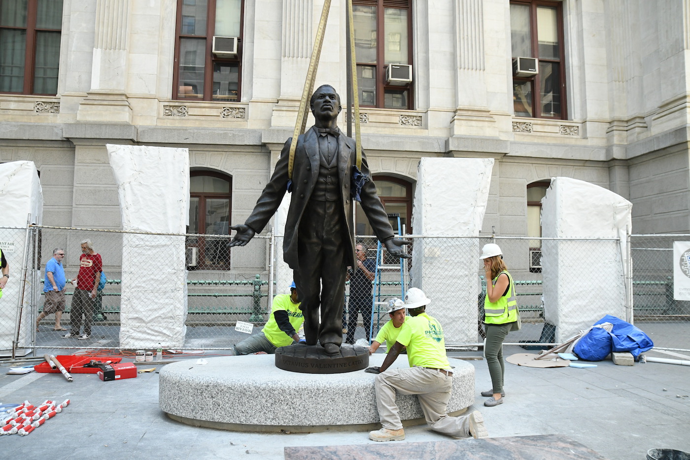 Philadelphia Unveils Its First Statue of an African American, Civil ...