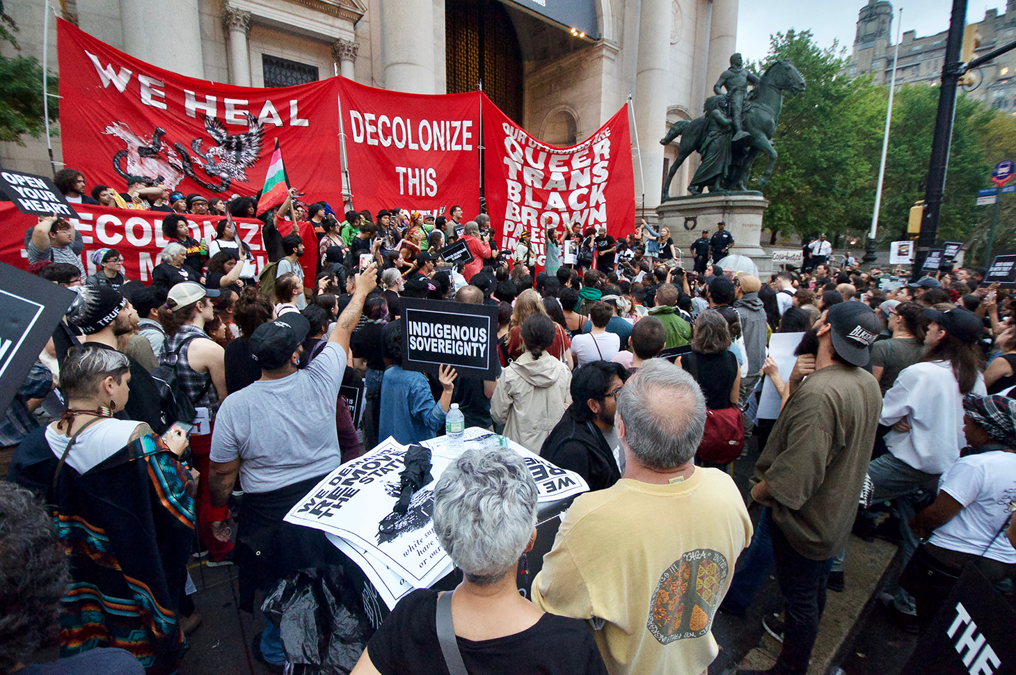 Anti-Columbus Day Tour Attended by Hundreds at the American Museum of ...