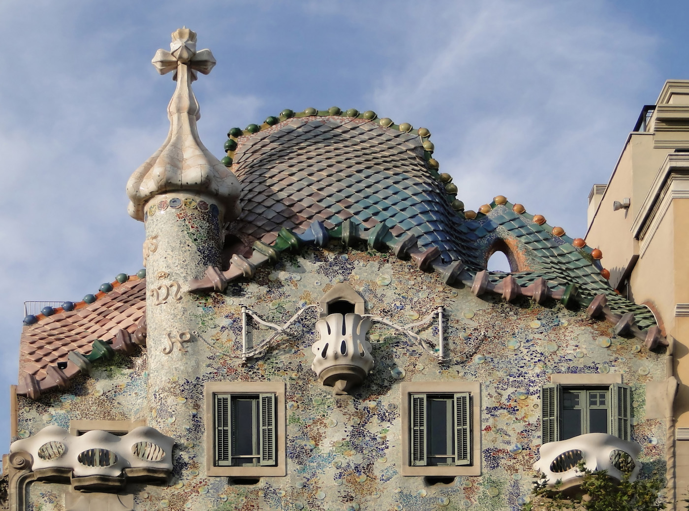 Hunting for Dragons in Antoni Gaudí’s Barcelona Masterpieces