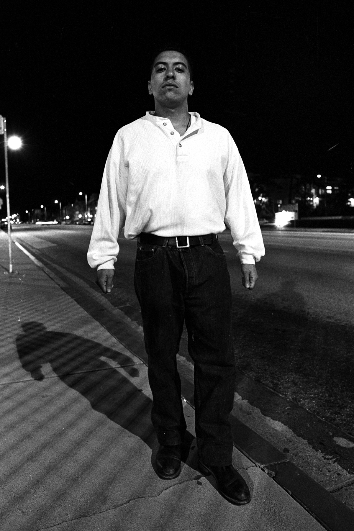 Awe-Inspiring Portraits of Chicano Men that Resist Typecasting