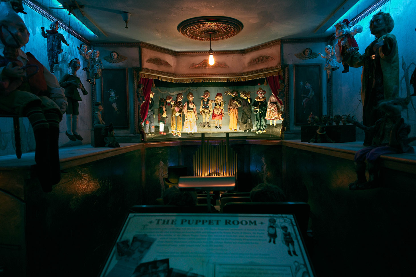 The Trickery and Silly Kitsch of a Supposedly Haunted Museum in Las Vegas