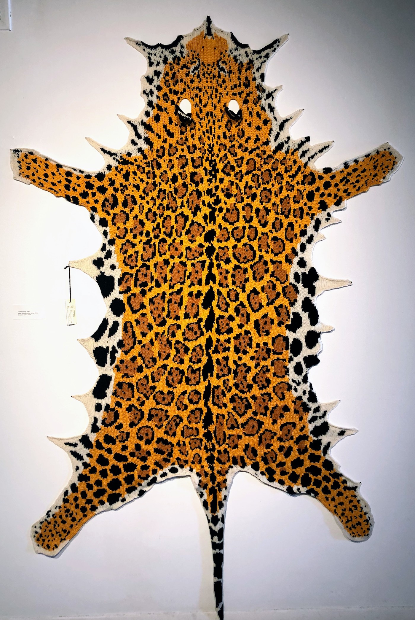 Knitted Works of Endangered Animals that Inspire Warmth and Empathy