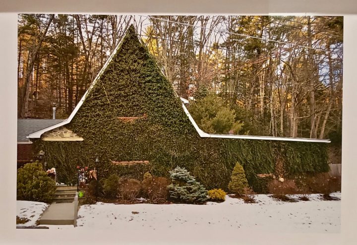 Strangely Unsettling Photographs of Windowless Houses