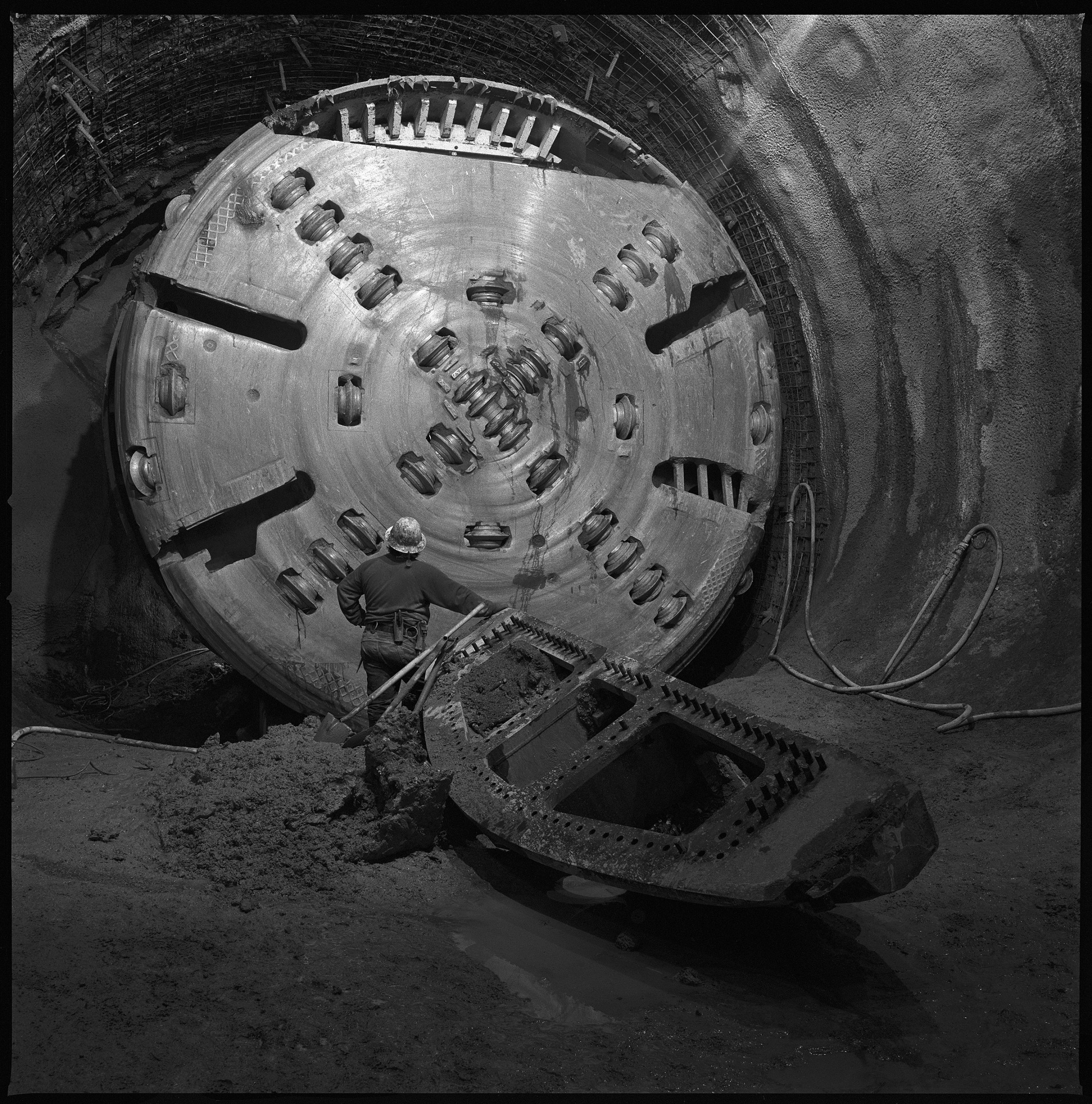 Breathtaking Black-and-White Photos of LA’s Subway System