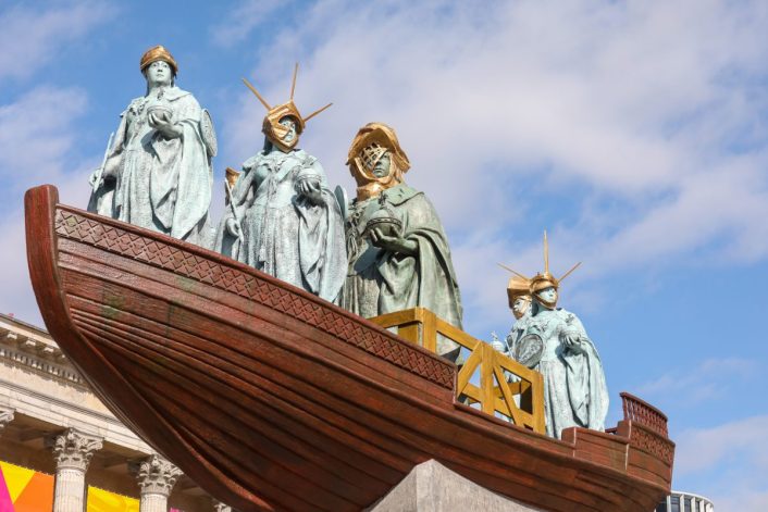 Dan Hicks – Hyperallergic