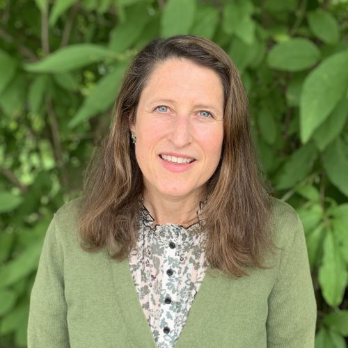 Julia Shipley – Hyperallergic