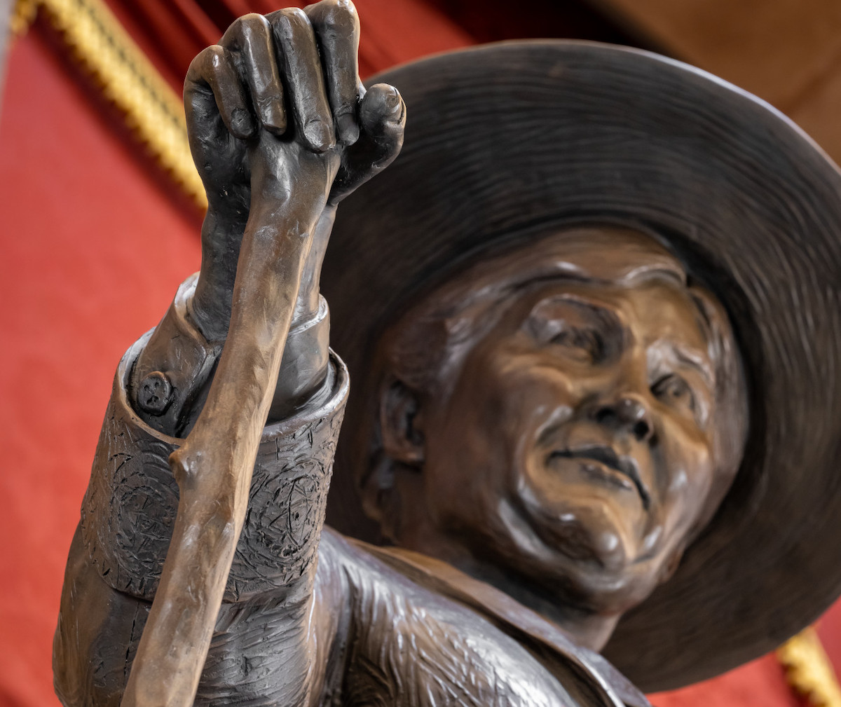 Black Sculptor Littleton Alston Makes History at the US Capitol